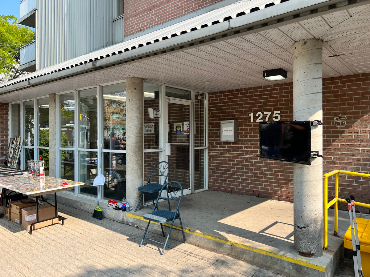 Outdoor TV Post Mount – ZeboZap